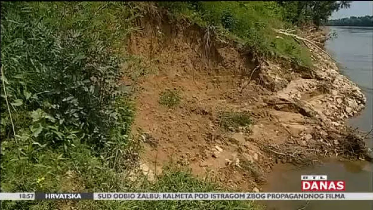 Urušava se obala Save na mjestu prošlogodišnjih poplava - Net.hr