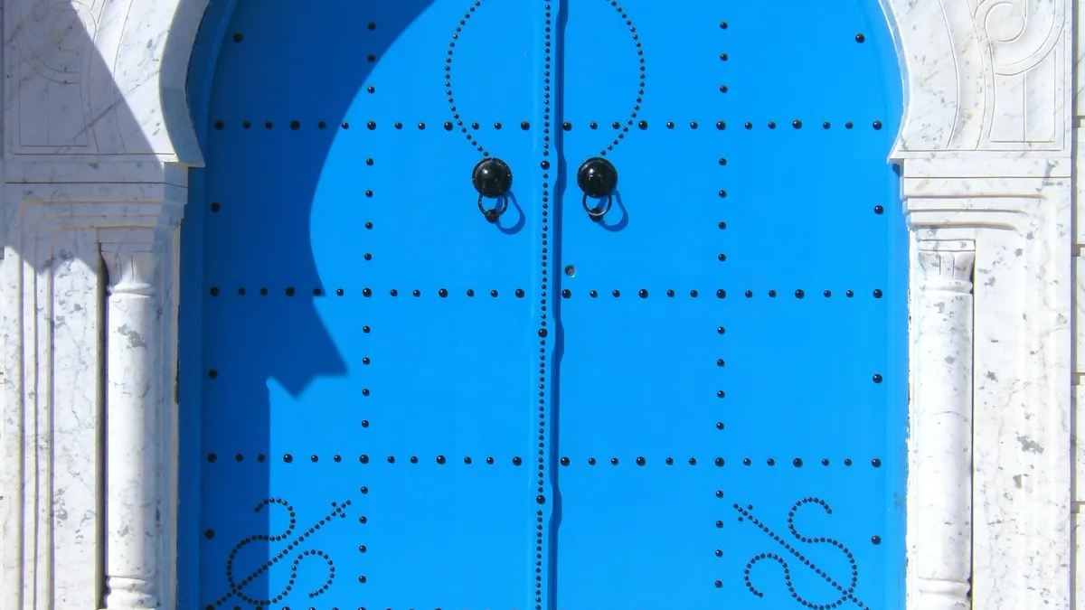 Plava boja značenje - boja nostalgije - Net.hr