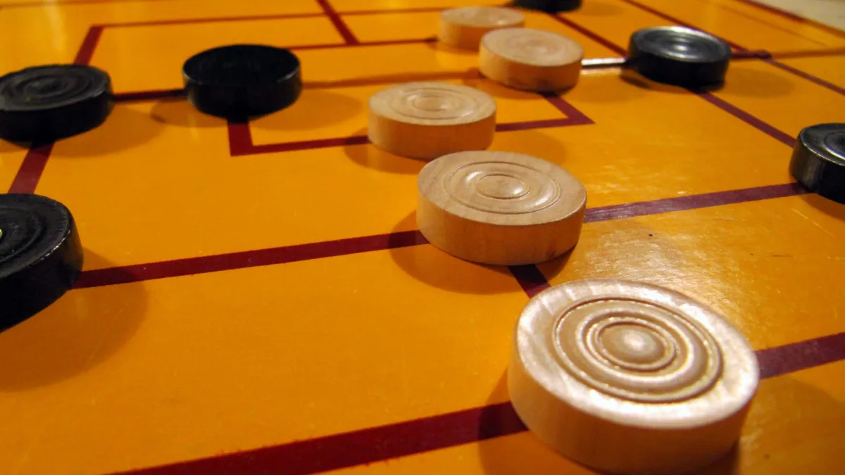 KAKO SE IGRA MLIN: Naučite kako svladati protivnika u samo nekoliko ...