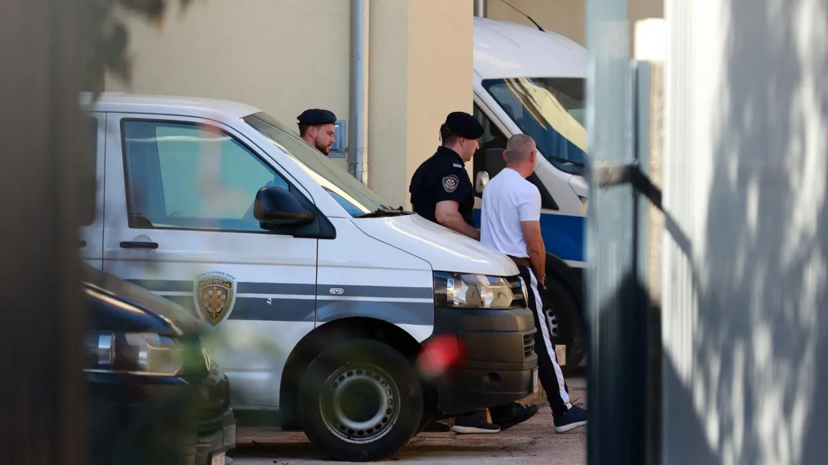 Niz napada u Osijeku: Policija uhvatila napadača, za drugim se još traga - Net.hr