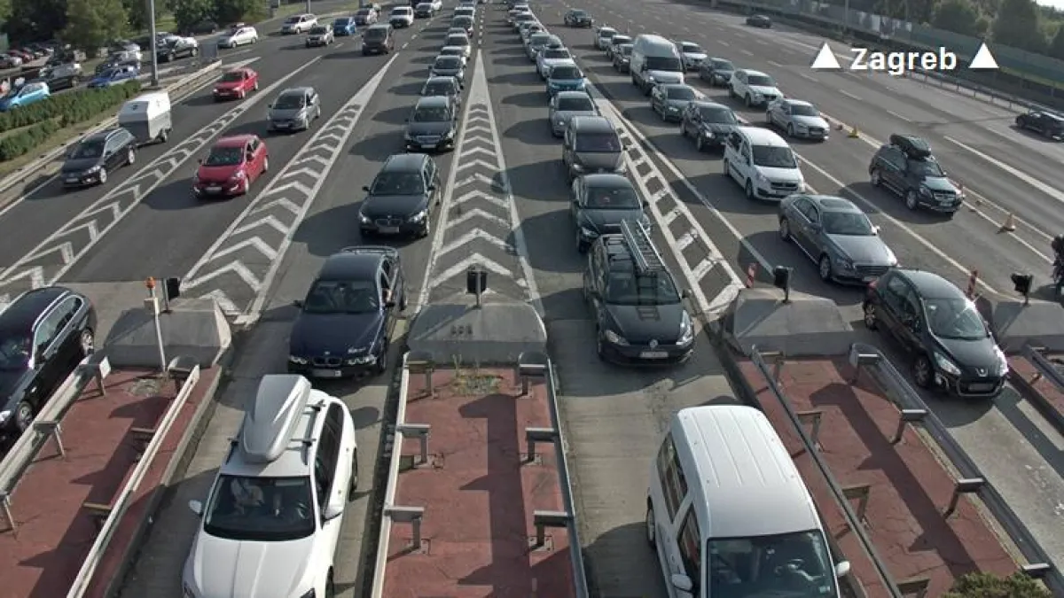 Pojačan promet prema moru, kolona iz smjera čvora Buzin duga 10 kilometara. Ima i prometnih ...