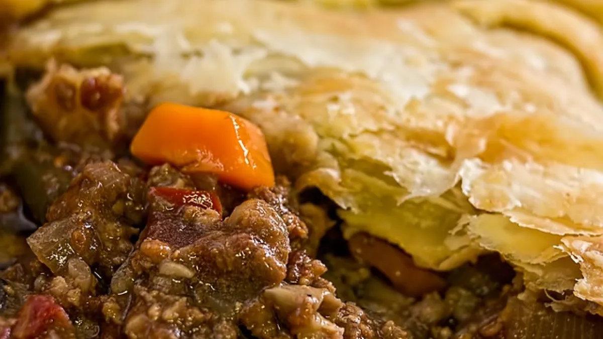 Recept i priprema pite od mesa s gotovim korama - Net.hr