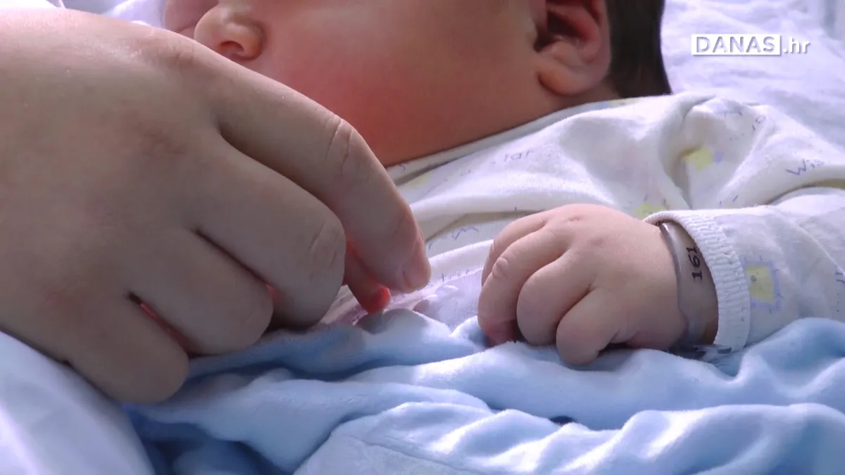 Rođena beba od 6,4 kg! Mali rekorder ostavio liječnike u čudu: 'Znali ...