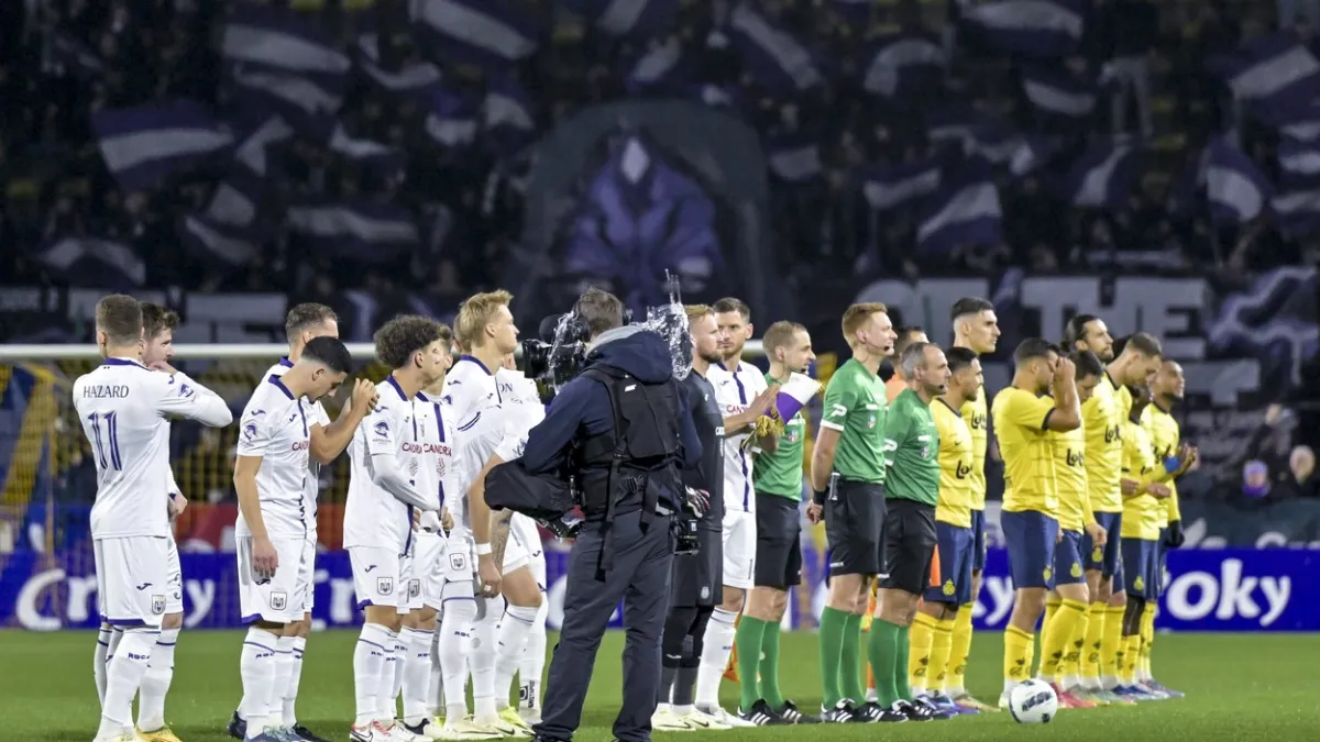 Prekinut derbi Uniona i Anderlechta: Navijači su izgubili strpljenje ...
