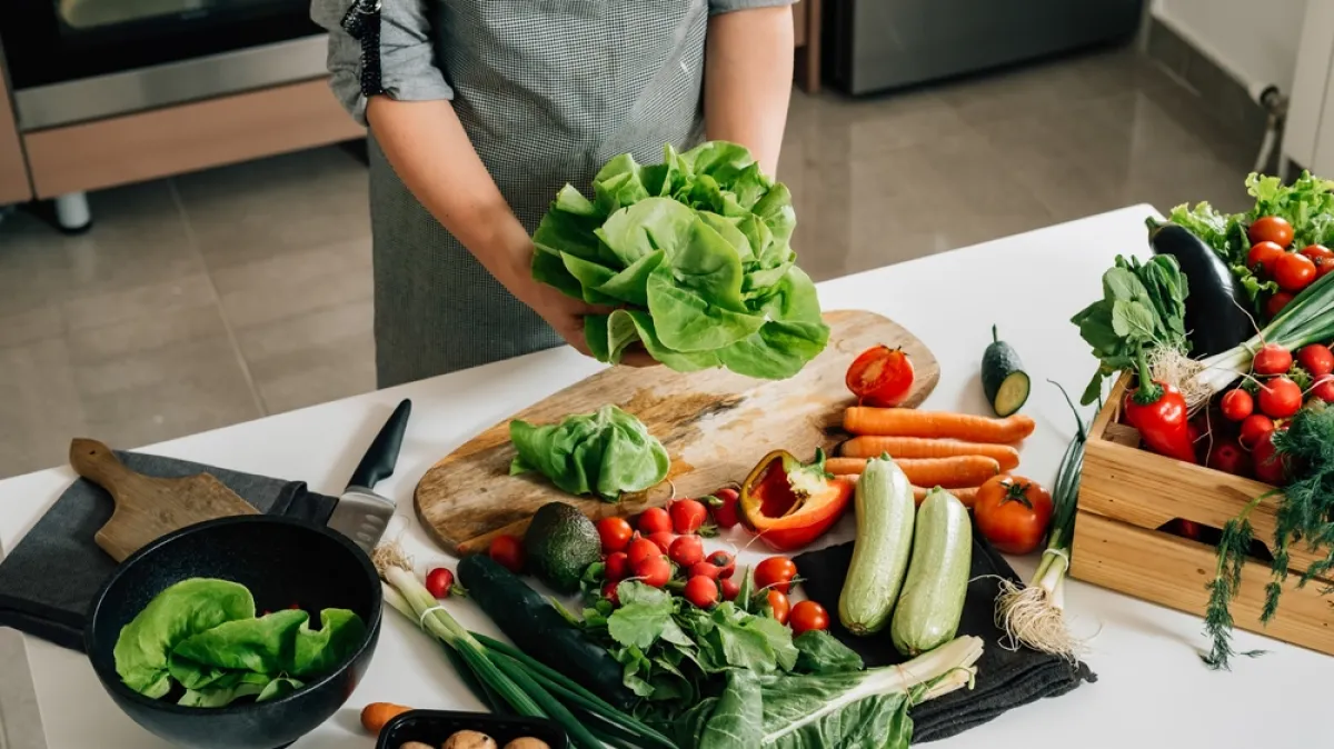Povrće će vam trajati mjesec dana ako ovo napravite - Net.hr