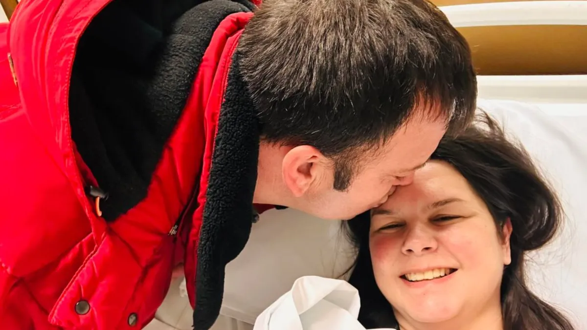 Emina Arapović rodila sina - Net.hr