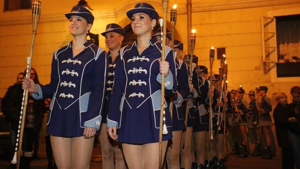 Kraj Zagrebačkim Mažoretkinjama. Alen Šćuric - 'Koja budala daje 70 ...