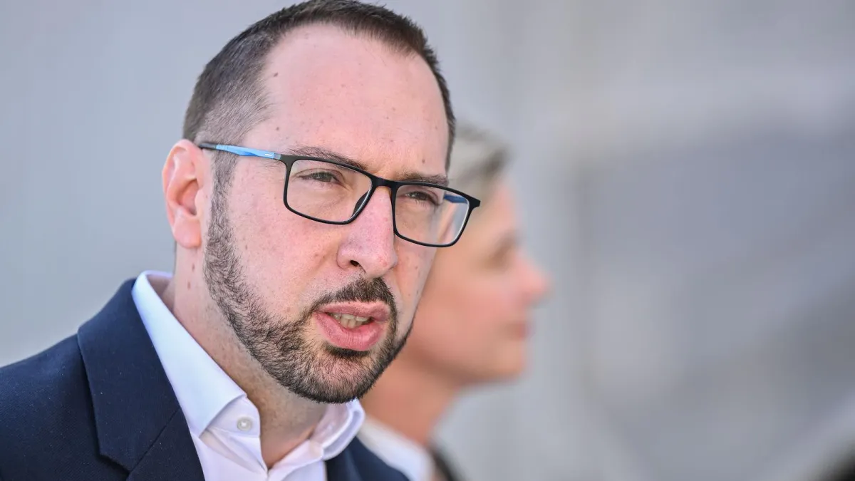 Tomislav Tomašević najavio dodatne subvencije za privatne i vjerske ...