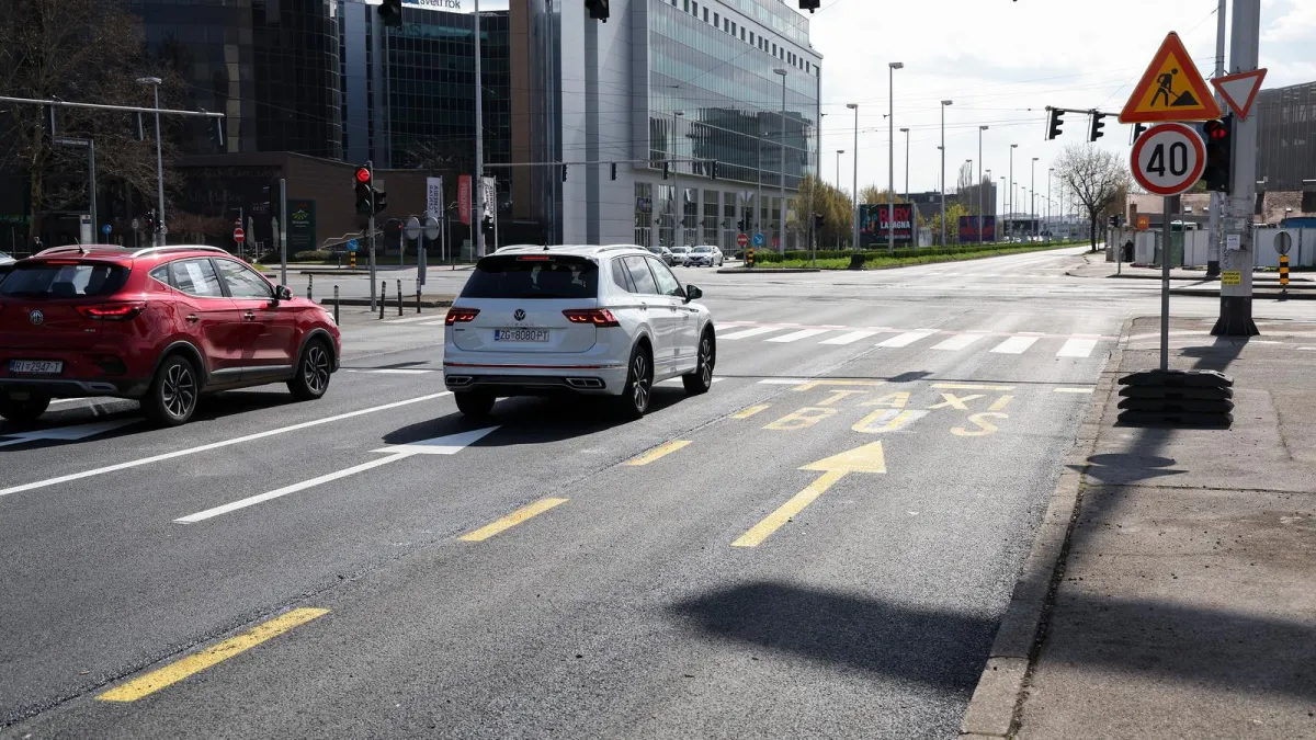 Tomislav Tomašević poništio javni natječaj, pruga po Heinzlovoj ...