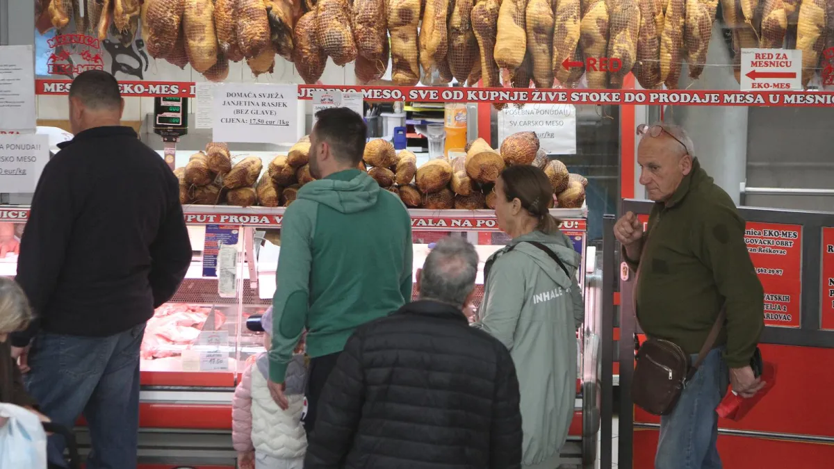 Potrošači šokirani pred Uskrs - sniženja posvuda, košarica nikad ...