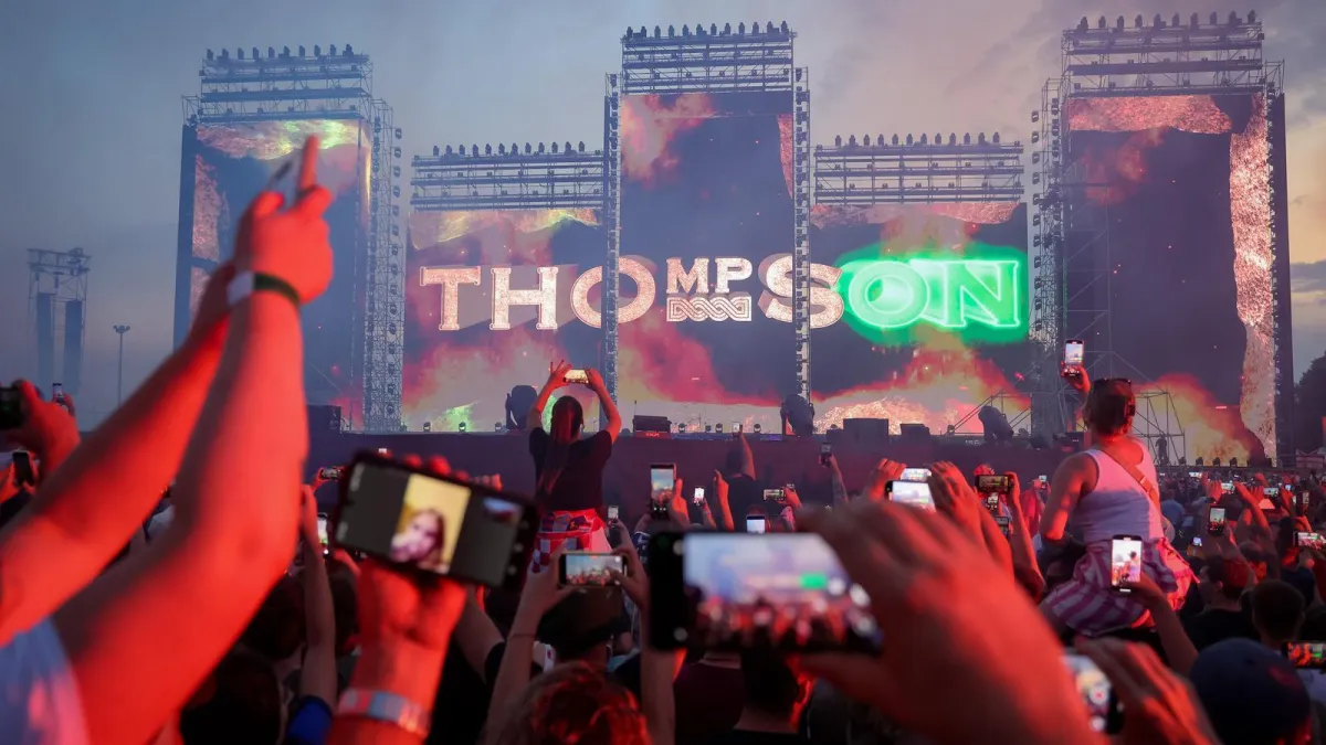 Petar Buljan na koncertu Thompsona - Net.hr