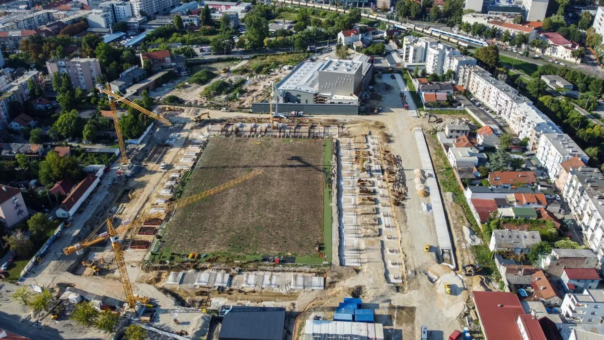 Spektakularne fotografije iz zraka prikazuju kako raste nova ...