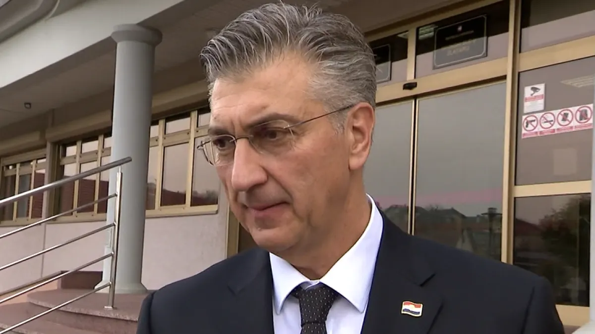 Andrej Plenković odgovarao na pitanje reporterke RTL-a Danas Ivane ...