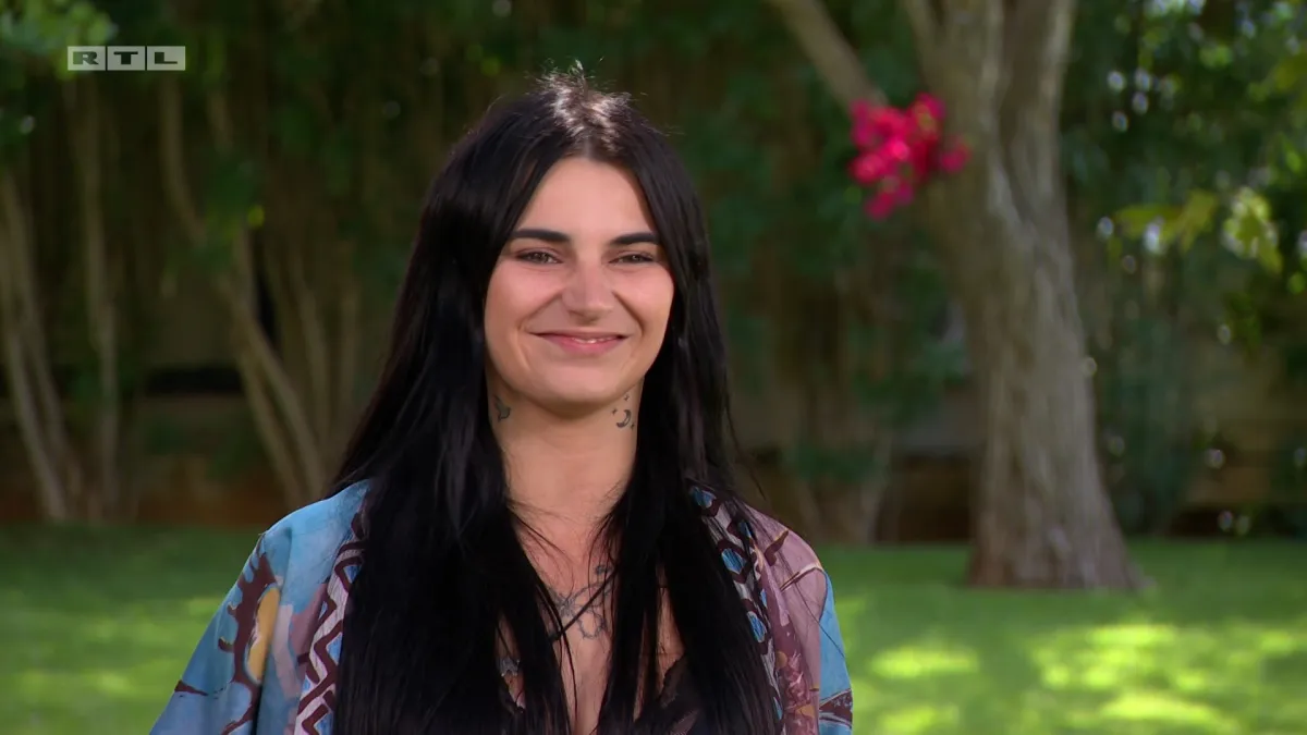 Tko je Maria J., 25-godišnja Španjolka koja je stigla po ljubav u ...